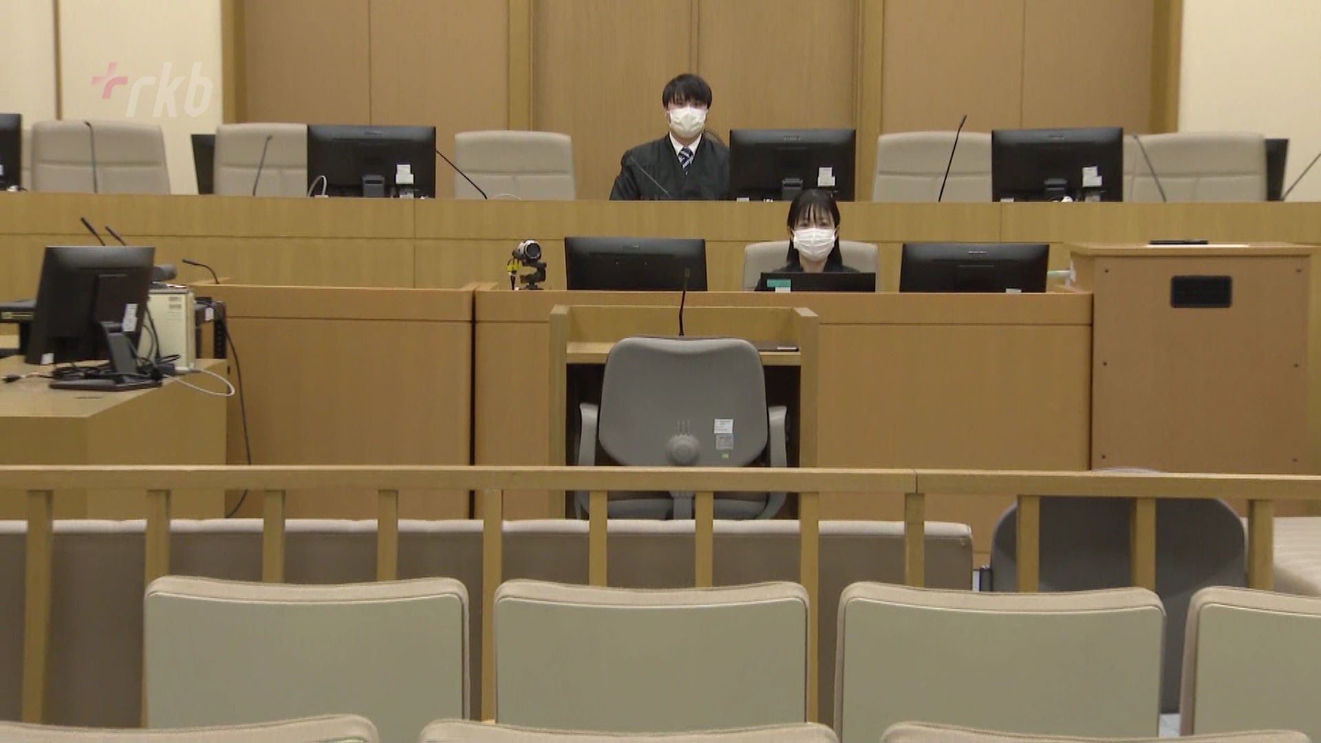 背景に“異様な搾取の構図”強盗殺人事件で引き出された現金の一部を受け取ったとされる娘の裁判～「母親から家族間だから大丈夫と言われた」 - RKB毎日放送